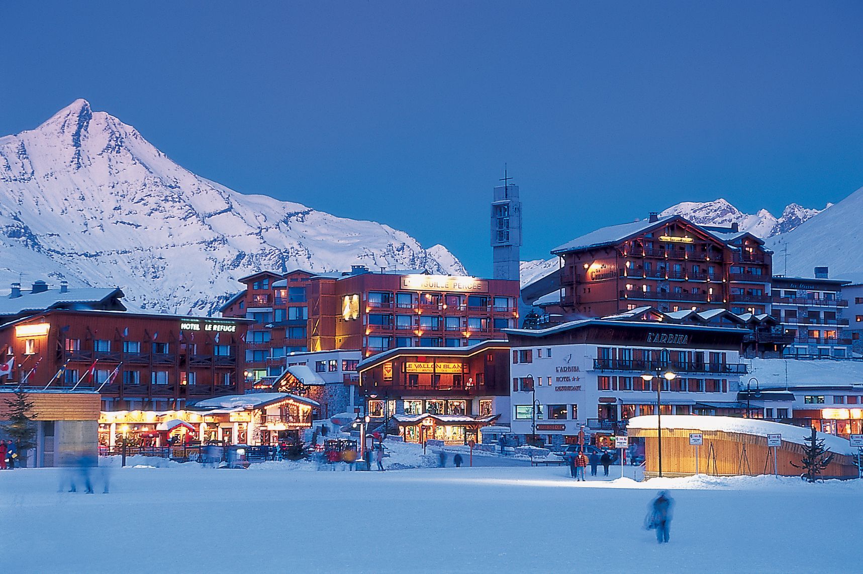 Resort guide Tignes: maps, restaurants & information