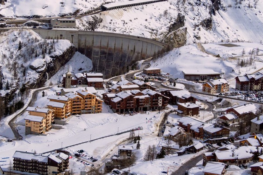 Resort guide Tignes Les Boisses: maps, restaurants & information