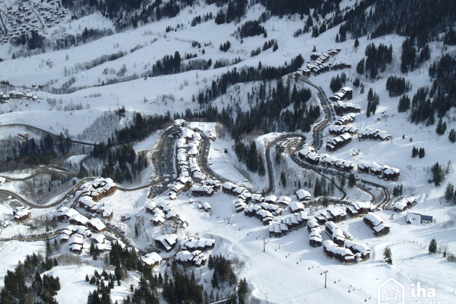 Resort guide Valmorel: maps, restaurants & information