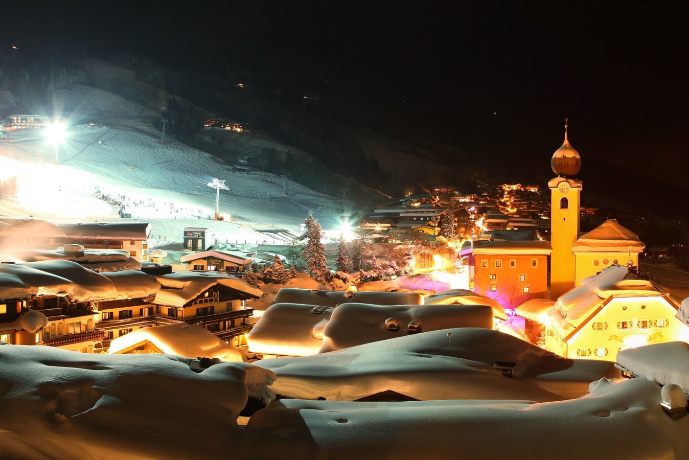Resort guide Saalbach: maps, restaurants & information