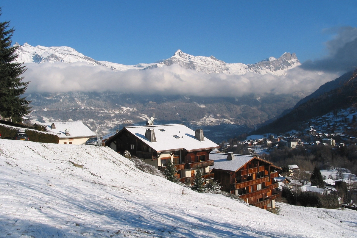 Resort guide St Gervais: maps, restaurants & information