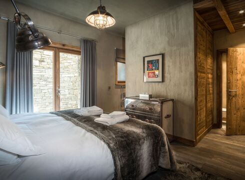 Resort guide Courchevel Le Praz: maps, restaurants & information