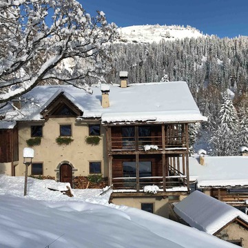 Resort guide Arabba: maps, restaurants & information