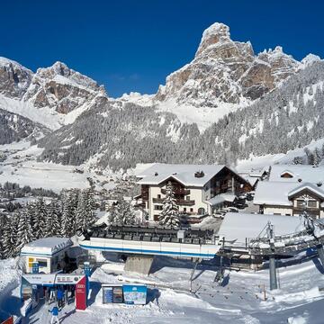 Resort guide Corvara: maps, restaurants & information