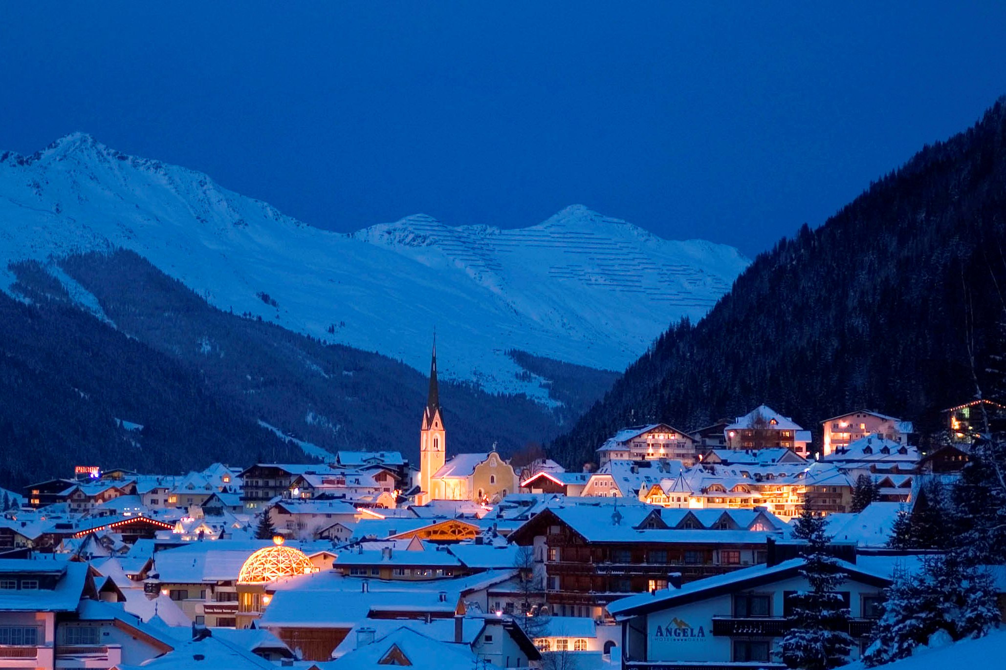 Resort guide Ischgl: maps, restaurants & information