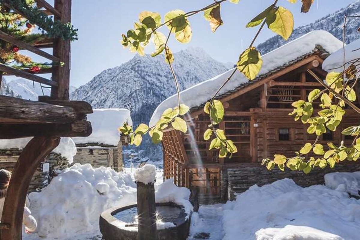 Resort guide Alagna: maps, restaurants & information