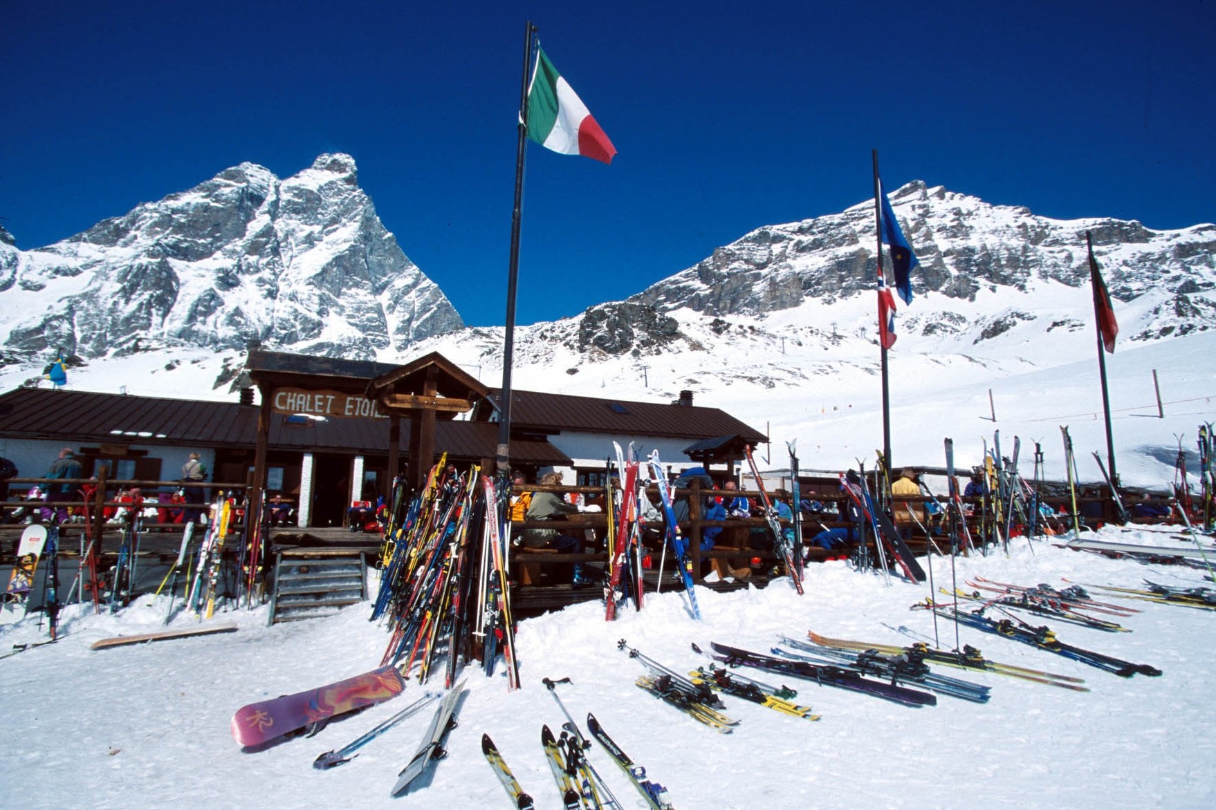 Resort guide Cervinia: maps, restaurants & information
