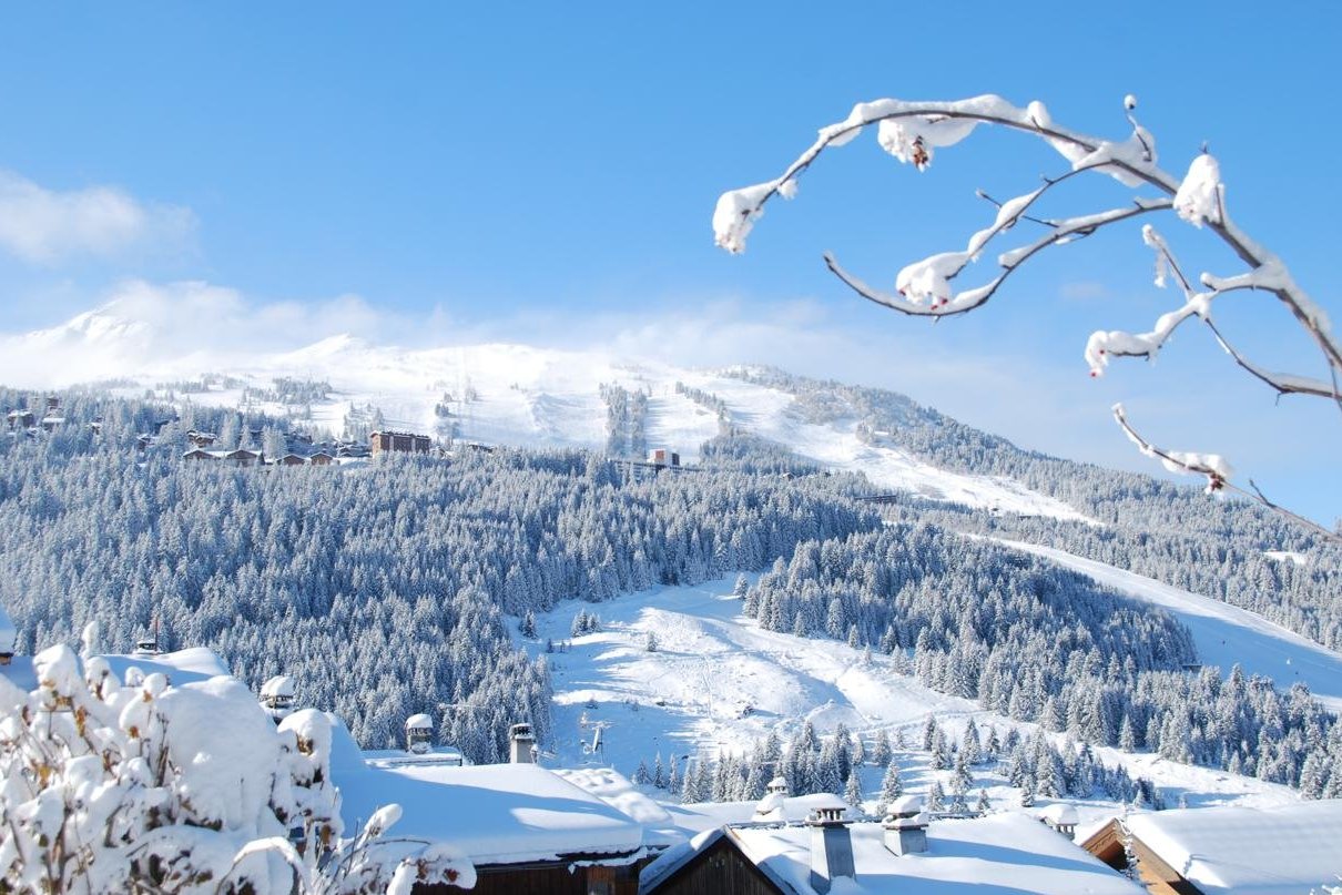 Resort guide Courchevel Le Praz: maps, restaurants & information